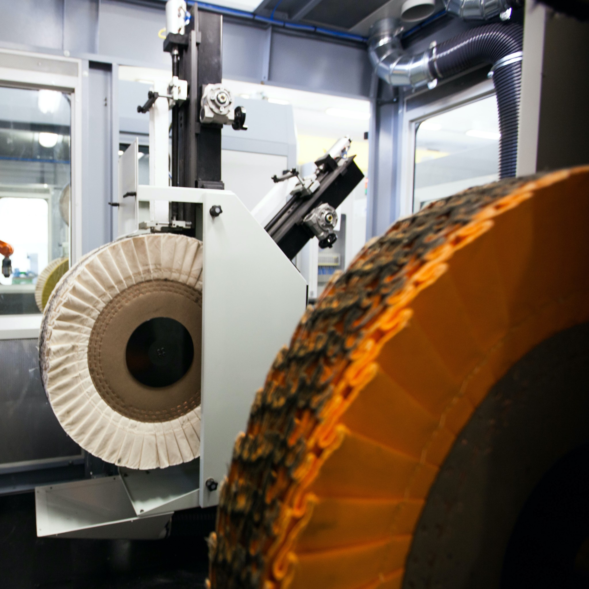 INTEC ROBOTICS – Manufacturing Robotic Machines for Surface Finishing