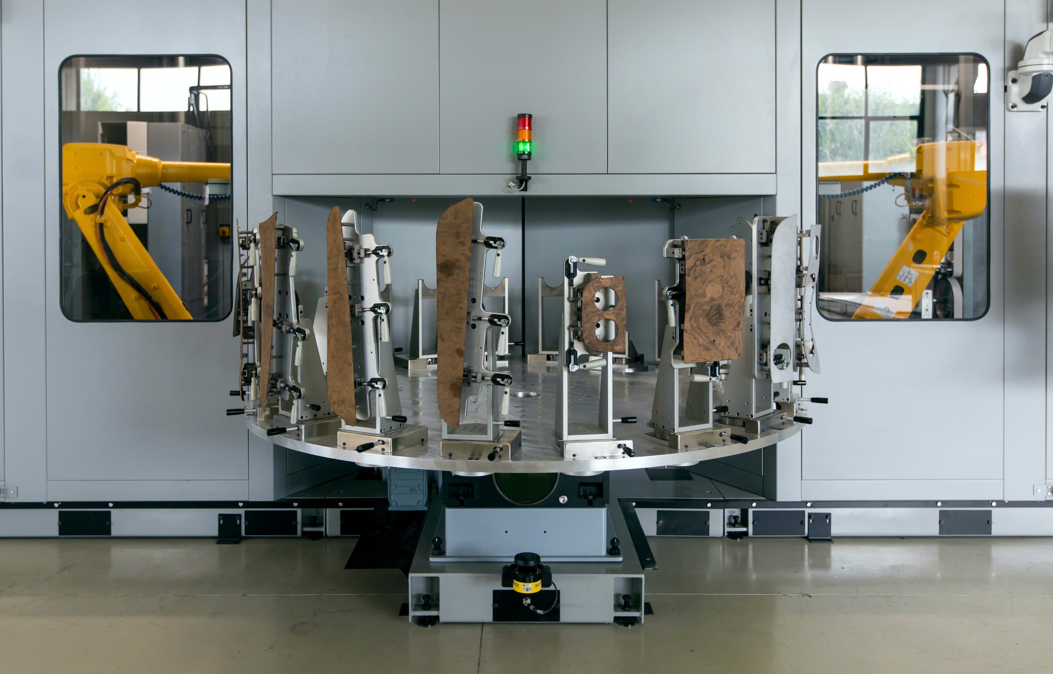 INTEC ROBOTICS – Manufacturing Robotic Machines for Surface Finishing